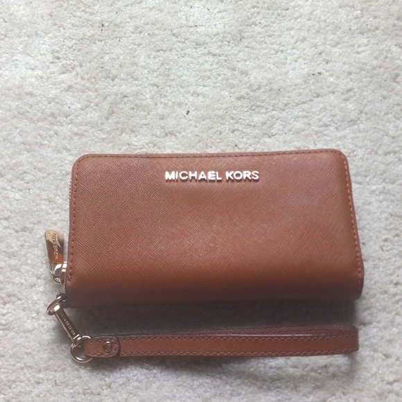 Michael Kors | Bags | Mk Wallet Or Wristlet | Poshmark